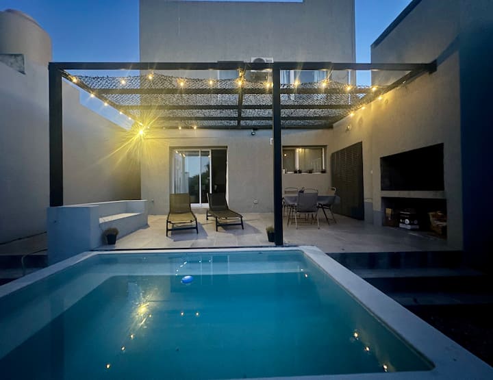 Casa Moderna Deco Top En La Mejor Ubicación - Tandil