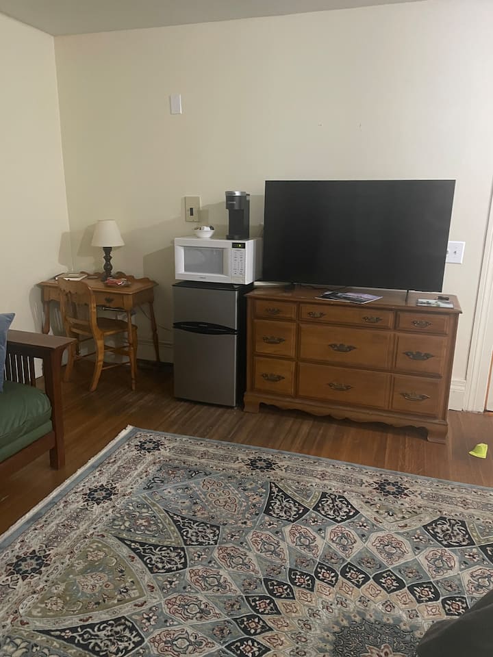 12'x16' Private Room In Boarding House - Rochester, NY