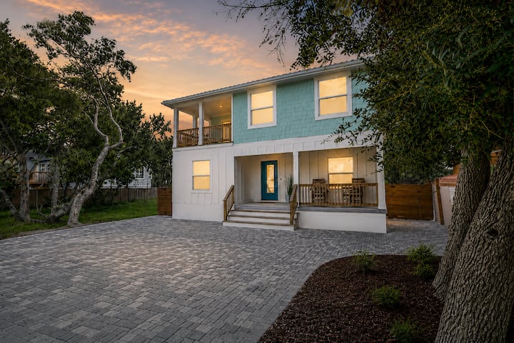 Newer- 5 Bedroom- Heated Pool And Spa - St. Augustine, FL
