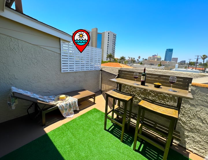 5-bed Beach Pad: Ac,patio, Parking, Next To Beach - Long Beach, CA