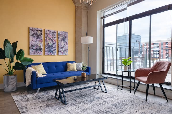 South Loop 2br Near Mccormick & Lakefront W/ Patio - Englewood - Chicago