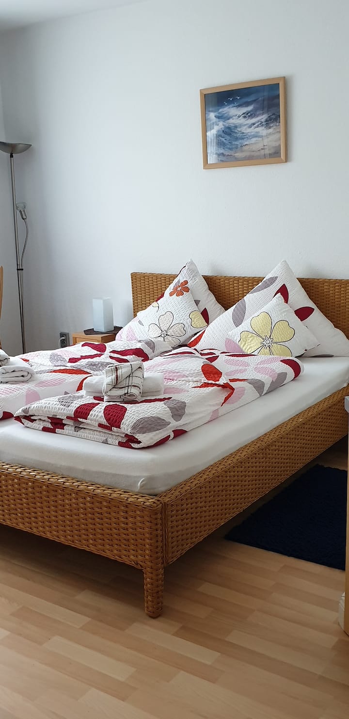 Preiswert Für 1- 3 Personen: 2 Zimmer Am See - Xanten