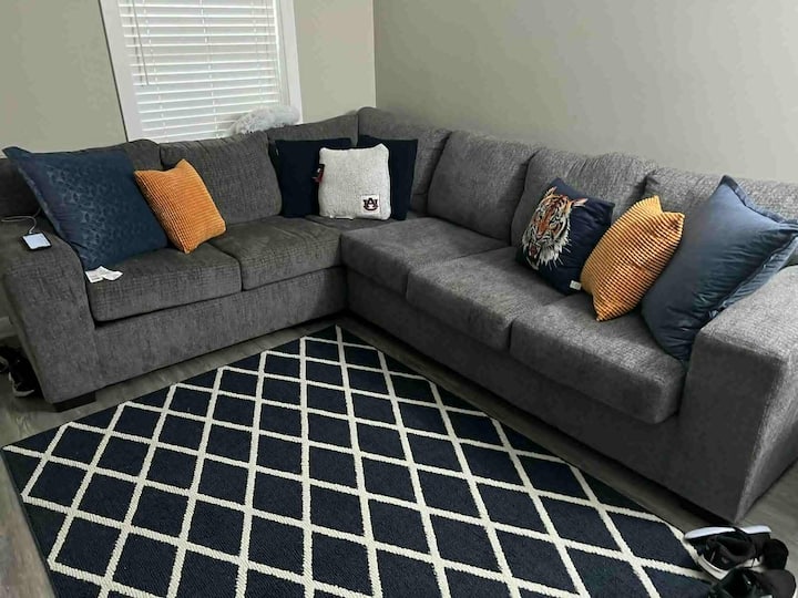 Lovely 2 Bedroom Condo Close To Campus! - Auburn, AL