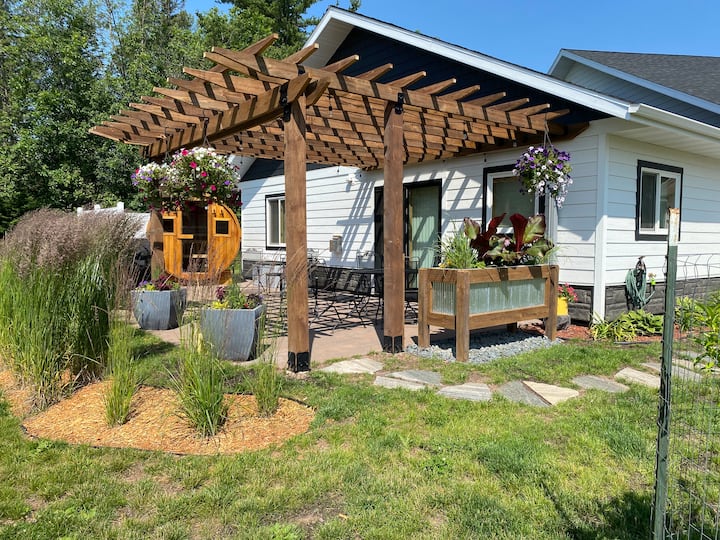 Iver's Place - Two Harbors, MN