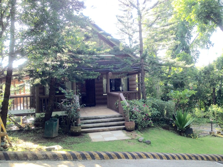 4br Logcabin On Mountain Resort - Bulan