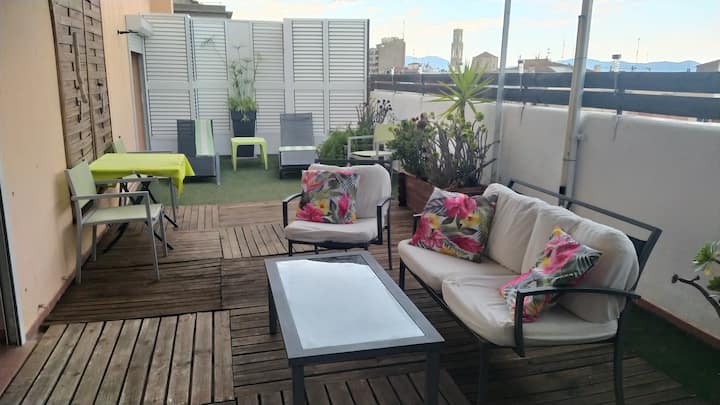 " Cachito " Penthouse Avec Terrasse, Parking, Wifi - Figueres