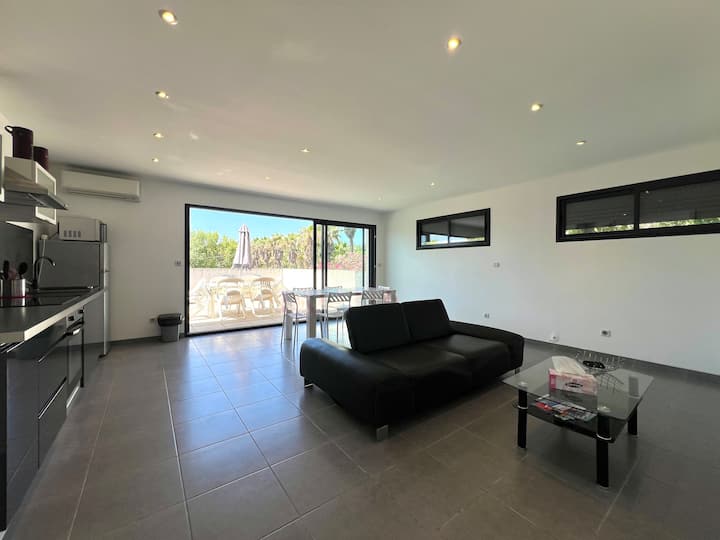 Grand Appartement Face à La Plage - Agde