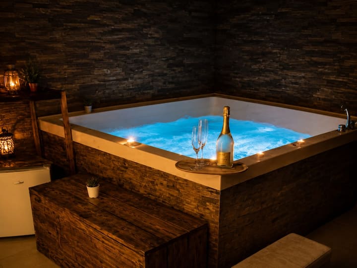 Suite Con Spa Privata Relax A Napoli - Campania