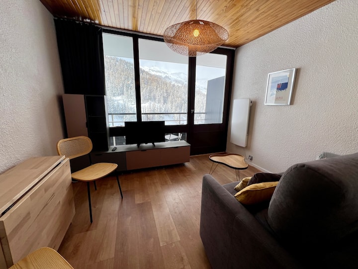 Vars:pelvoux 2 Studio,dernier éTage,skis Aux Pieds - Vars