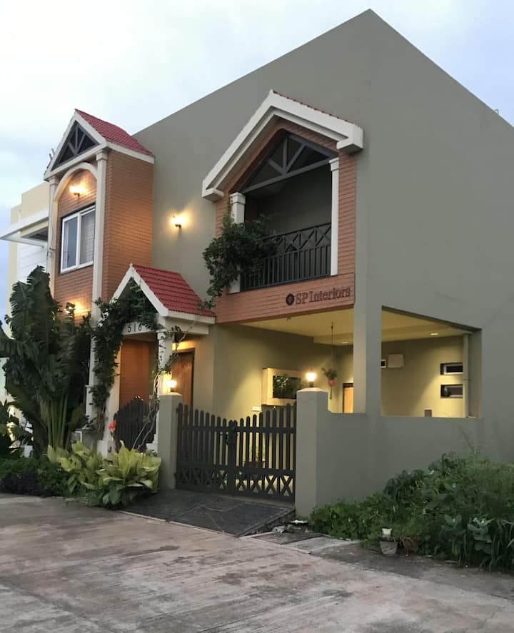 A Craftsman House With 2 Bedrooms Kitchen And More - Chhattisgarh