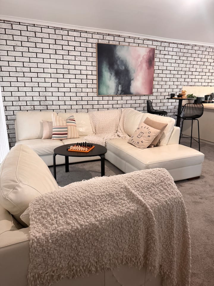 Central Ballarat 4 Apartments Available, Unit 4 - Ballarat