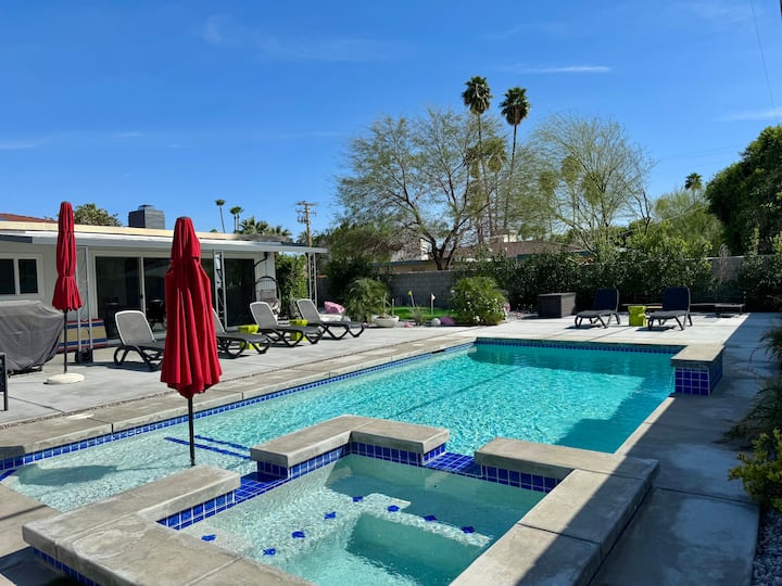 New! The Pink Stone | Mtn Views, Saltwtr Pool/spa - Palm Springs, CA