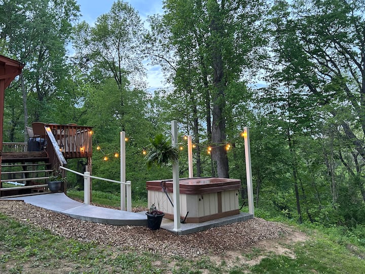 Hot Tub, Wifi, Near Buc-ee’s, I81, Yet Secluded! - 仙納度國家公園