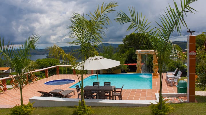 Cabaña Sol | Vista Al Lago, Piscina, Billar & Ping - Calima