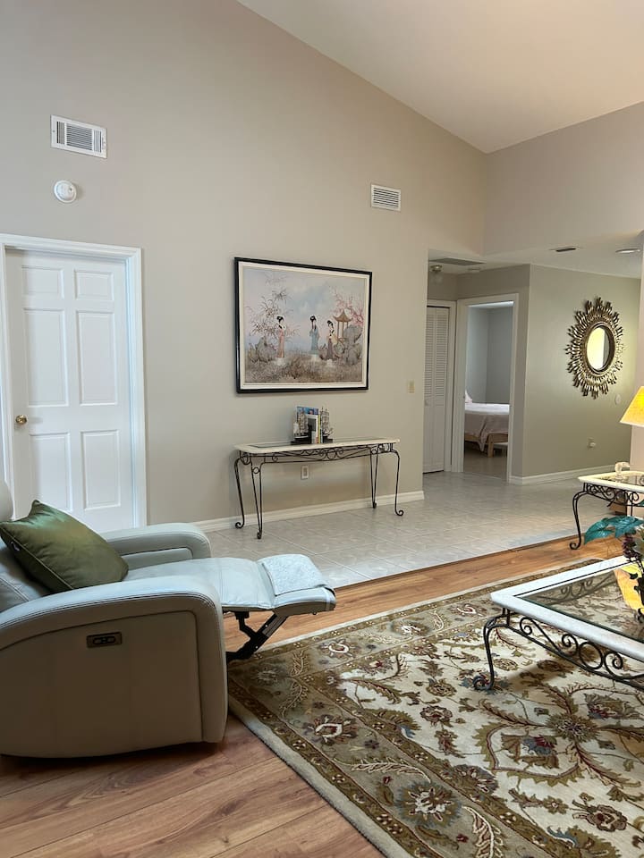 2 Bedroom/2 Bath Dog-friendly Home - Fenced Yard - Palm Coast, FL