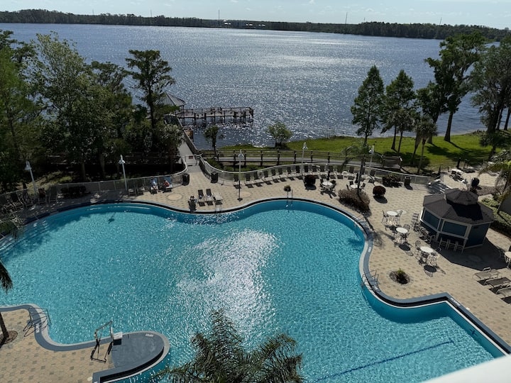 Resort 1br/2ba Condo Near Disney! - Lake Buena Vista, FL