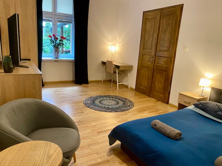 Topolove-economy Apartment By The Railway Station - Krakau