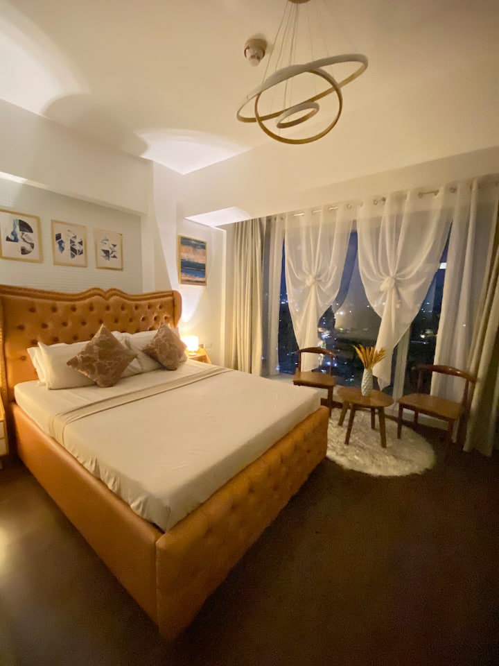 High-end Condotel@aeontowersqueenbed/1minayalamall - Philippines