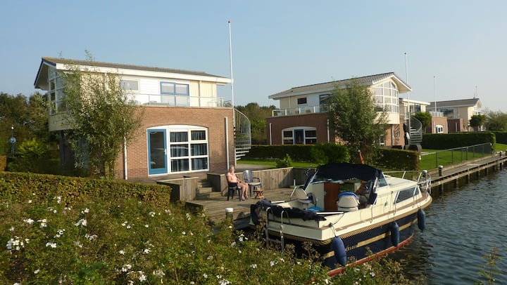 Watervilla Lisdodde - Hindeloopen