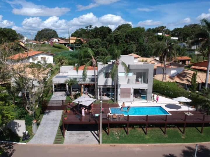 Casa Escarpas Do Lago7 Suítes +1quarto Todas C/ar - Capitólio