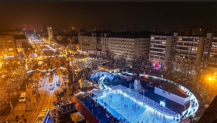 Jókai Deluxe 4*– Belváros/christmas Market 2 Min. - Debrecen