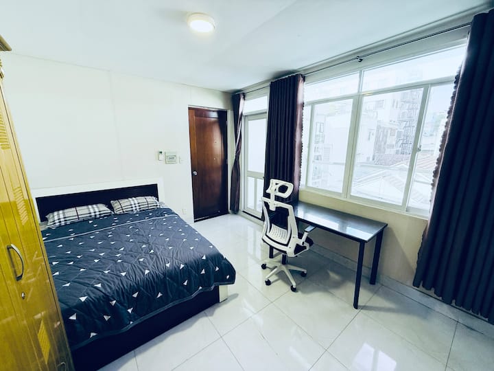 Balcony Lv3 Private Studio Apartment - Ciudad Ho Chi Minh