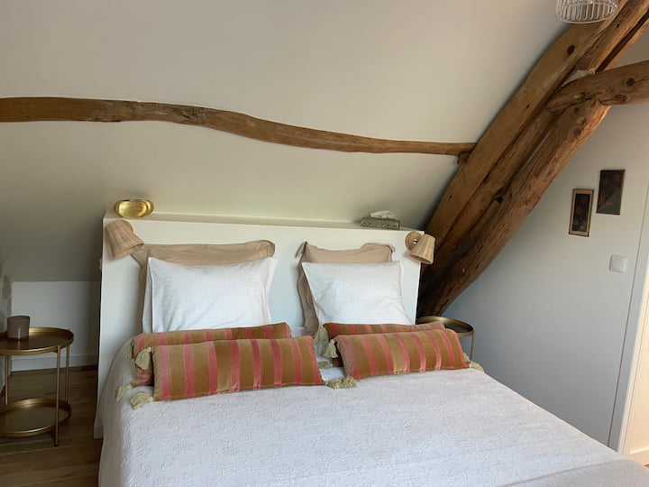 Petite Maison De Charme Atypique De 2 Chambres - Gien