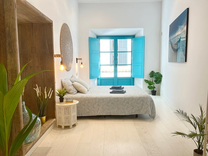Giralda Apartment, Historic Center Of Seville. - Sevilla, España