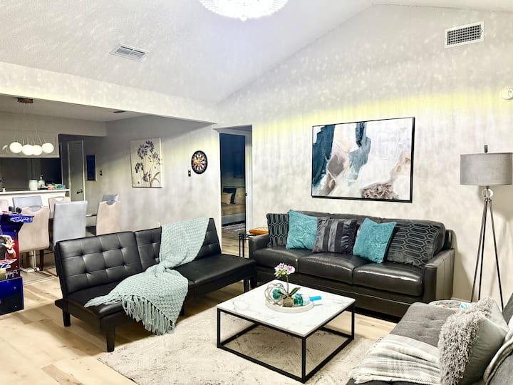 Comfort Stay *Free 5 Min Park/walk To The Stadium - Arlington, TX