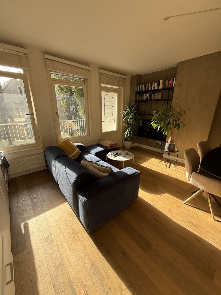 Sfeervol Appartement Met Balkon In Amsterdam-oost - Amsterdam
