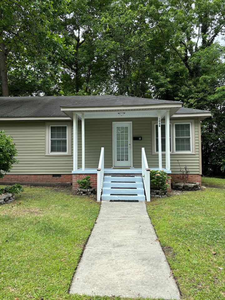 Downtown/parkside Duplex Side B (Pet Friendly) - Greenville, NC