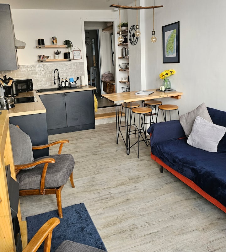 The Wee Flat
Stunning Apartment With Sea View. - Dunoon