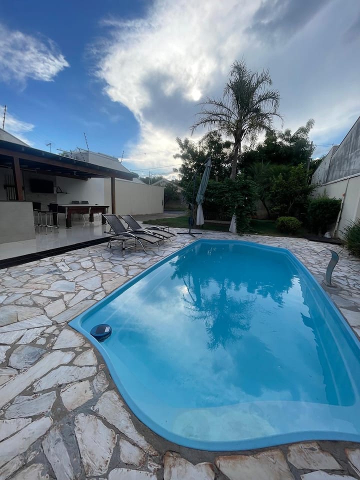 Casa C/piscina, Churrasqueira E Mesa Sinuca - Maringá