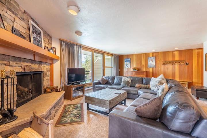 Keystone Condo W/ Private Balcony W/ Mountain Views, Shuttle Nearby! - Frisco, CO