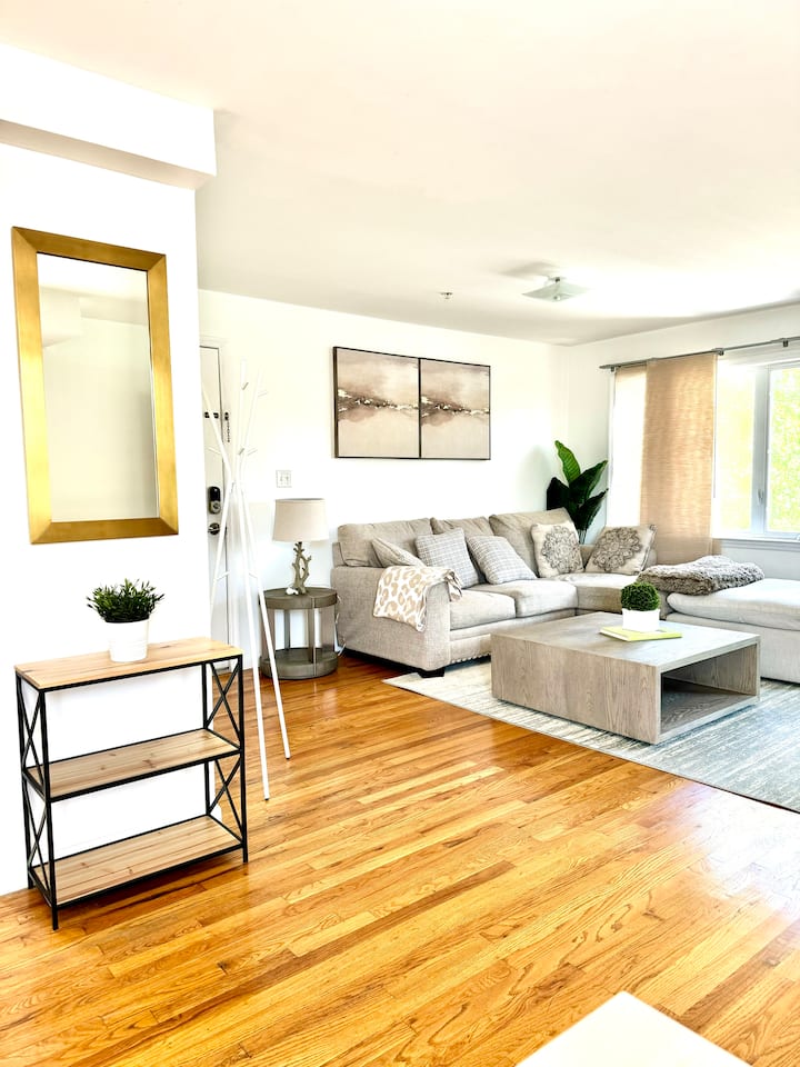 3bdr/2bath/balcony/nyc/5mtoewr/2free Garageparkin - New York City