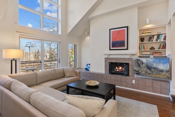 Blue Mesa 4 - A Ski Hike Bike Relax Repeat Condo - Telluride, CO