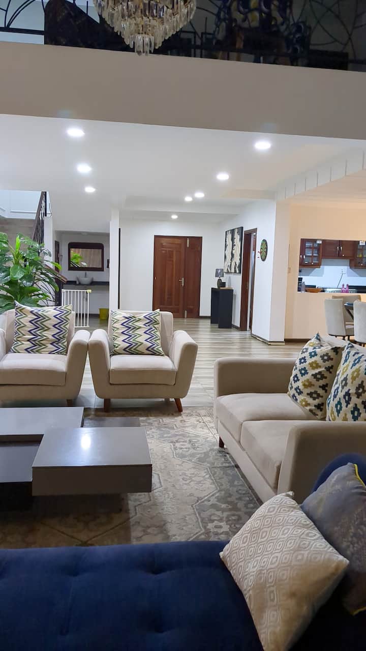 Spacious|duplex | Long Stays  | Pool | 4br Ensuite - Dar es Salaam