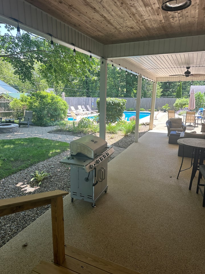 #1 Bachelorette Large Group / Wineries / Lake View - Geneva-on-the-Lake, OH