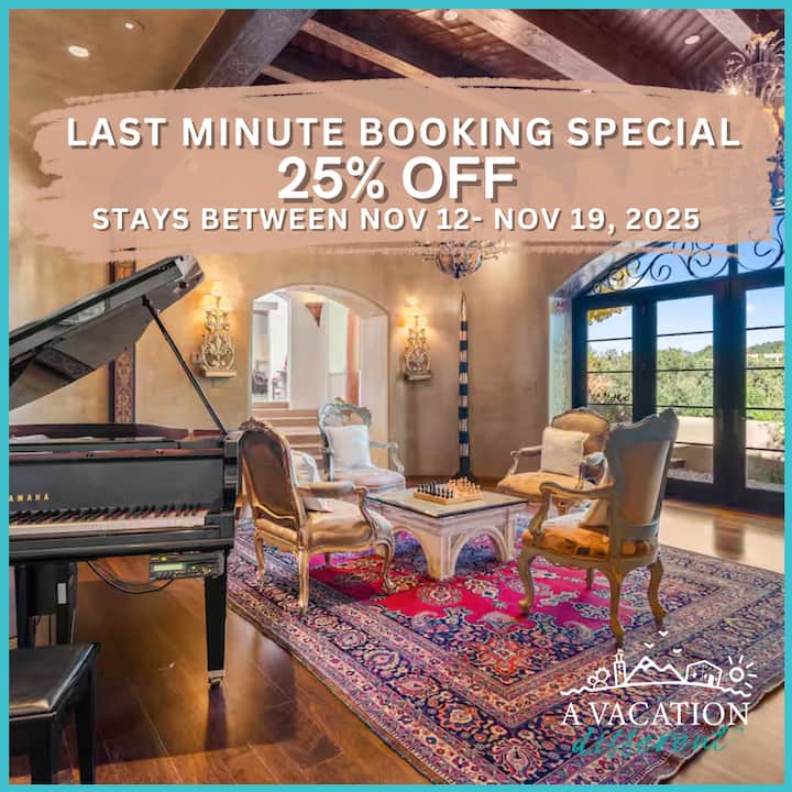 Ski Discounts! Luxury Estate With Hot Tub - Santa Fe, NM