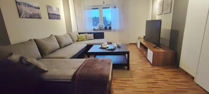 Große Ferienwohnung Mit Kl.balkon Am Wanderweg - Lahntal