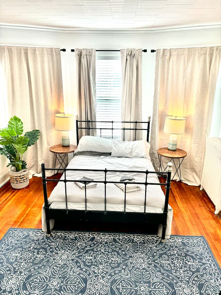 Large & Comfy 3br Apt By Seaside Park - Bridgeport, CT