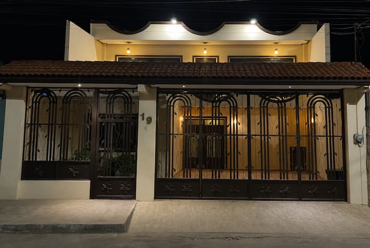 Casa Aeropuerto Gdl 1 - Tlaquepaque