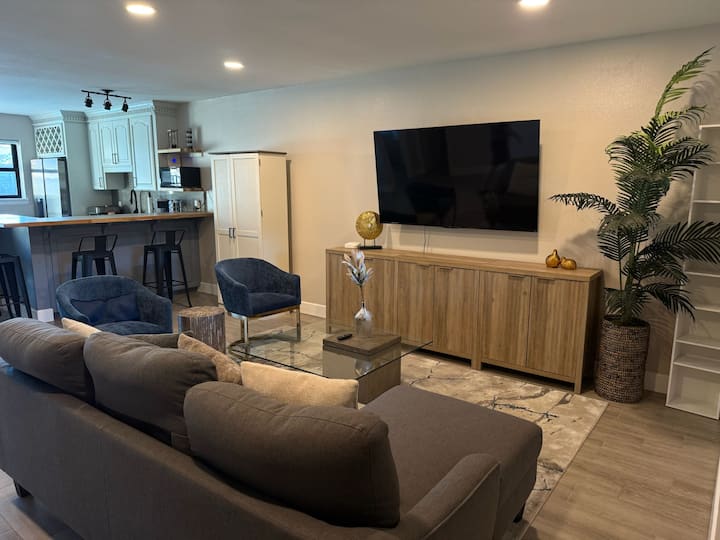 Spacious 2br, 2 Bath, Pool | Central Mcallen - McAllen