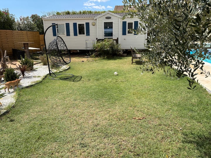Mobilhome Avec Piscine Et Terrain De Pétanque - Aimargues