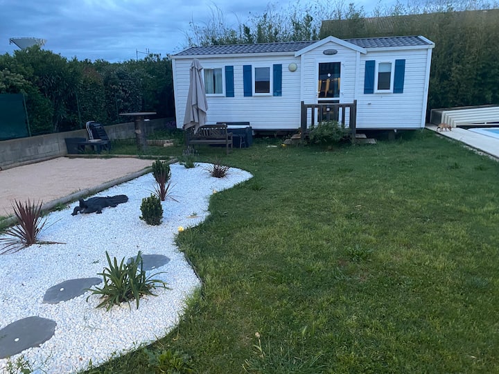 Mobilhome Avec Piscine Et Terrain De Pétanque - Lunel