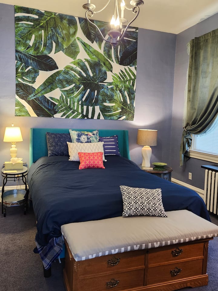 Chez Morgan Suite One (Greenfield) - Pittsburgh, PA