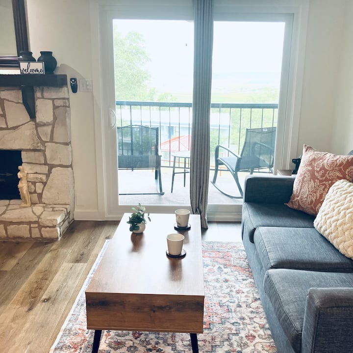 Hill Country Condo With Pool - キャニオン・レイク, TX