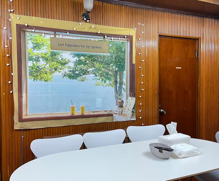 [할인]동대문역&종로5가역, 위치 최고/ 광장시장,경복궁,Ddp/ 넓은 10인숙소,감성숙소 - Seoul