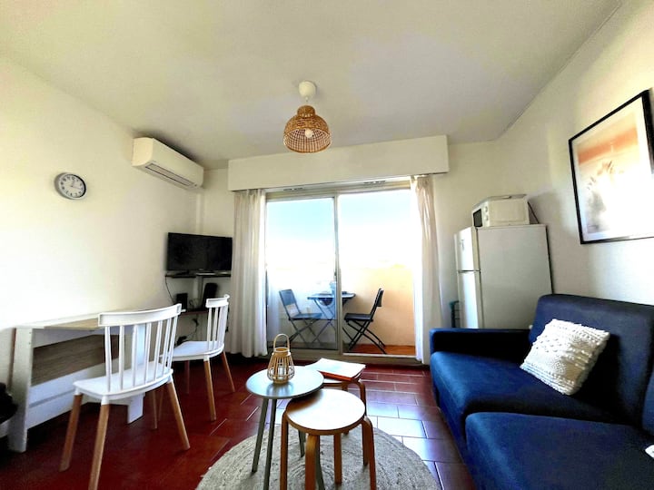 Studio Avec Balcon Proche Plage Et Centre-ville - Sainte-Maxime