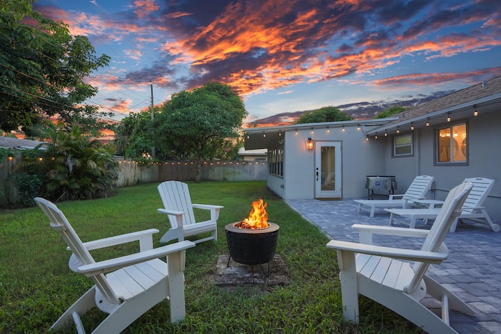 Updated 3br 2ba Home- King Suite, Private Yard, Outdoor Living Near Delray Beach - Delray Beach